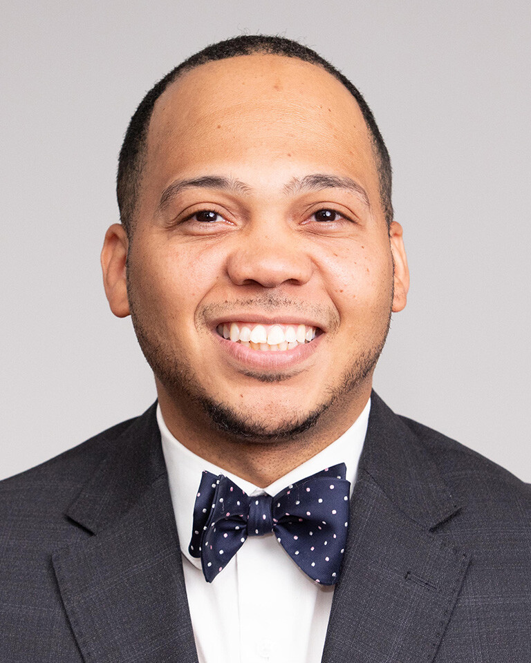 Faculty Profile - Michael Gumm